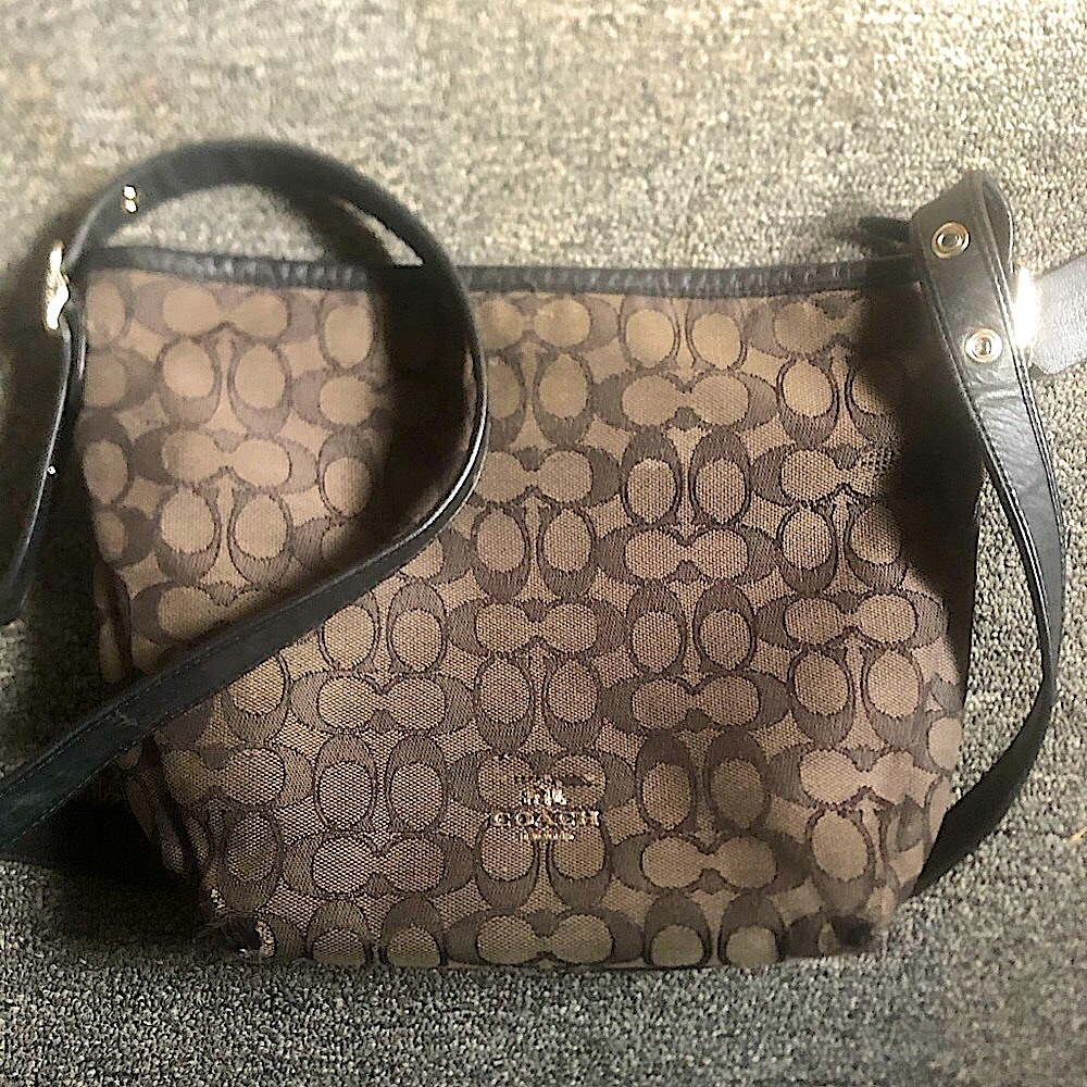 Vintage Coach Small Dufflette In Signature - Gem
